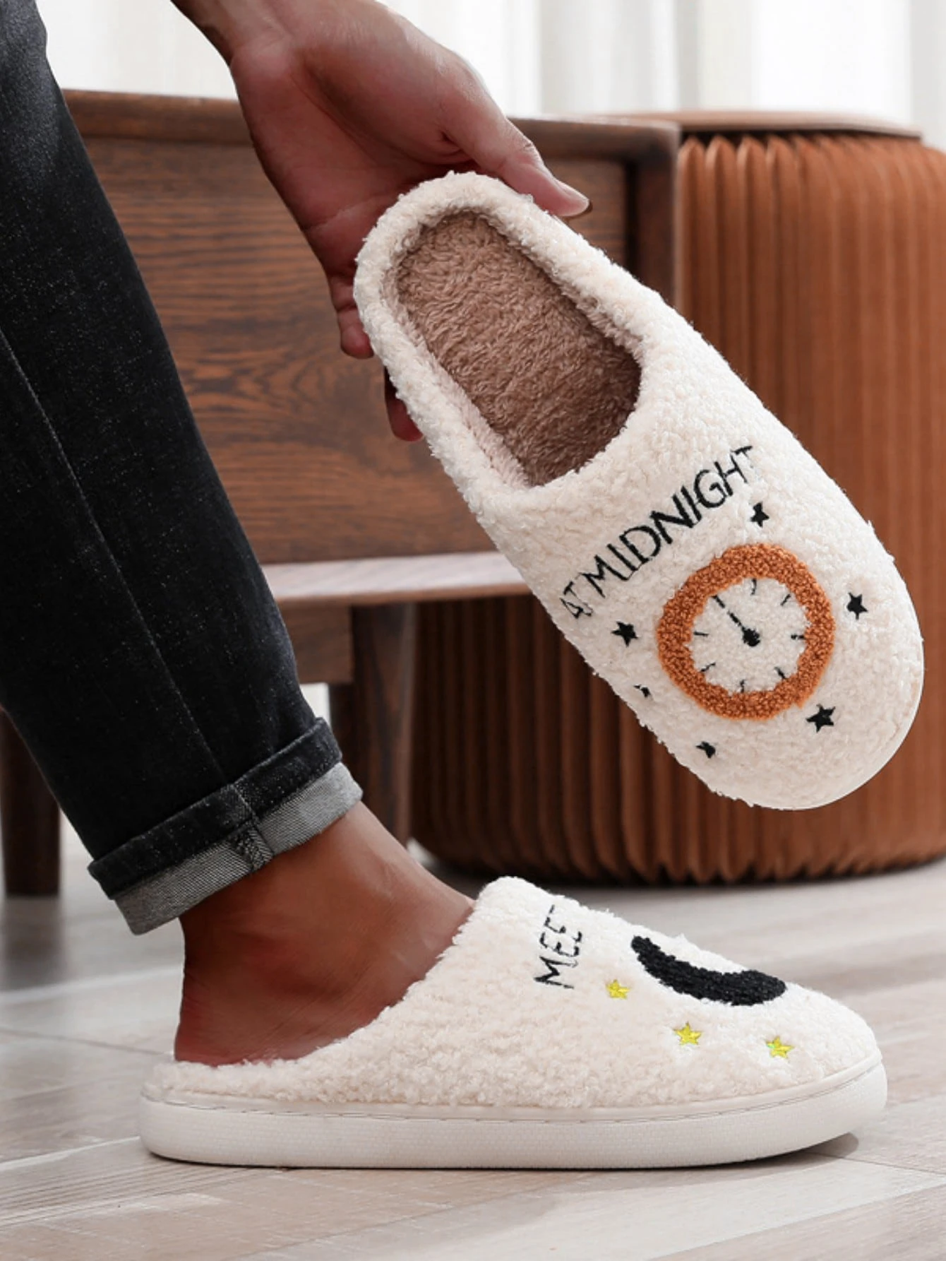 Fashion Cute Moon Clock Women Slippers Winter Soft Fleece Flat Cotton ...