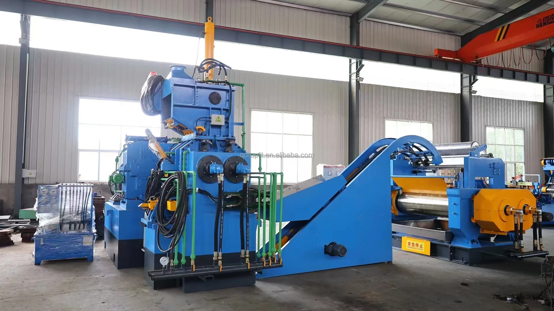 Z Type Rubber Vertical Bucket Elevator For Rubber Kneader Rubber Mixing ...