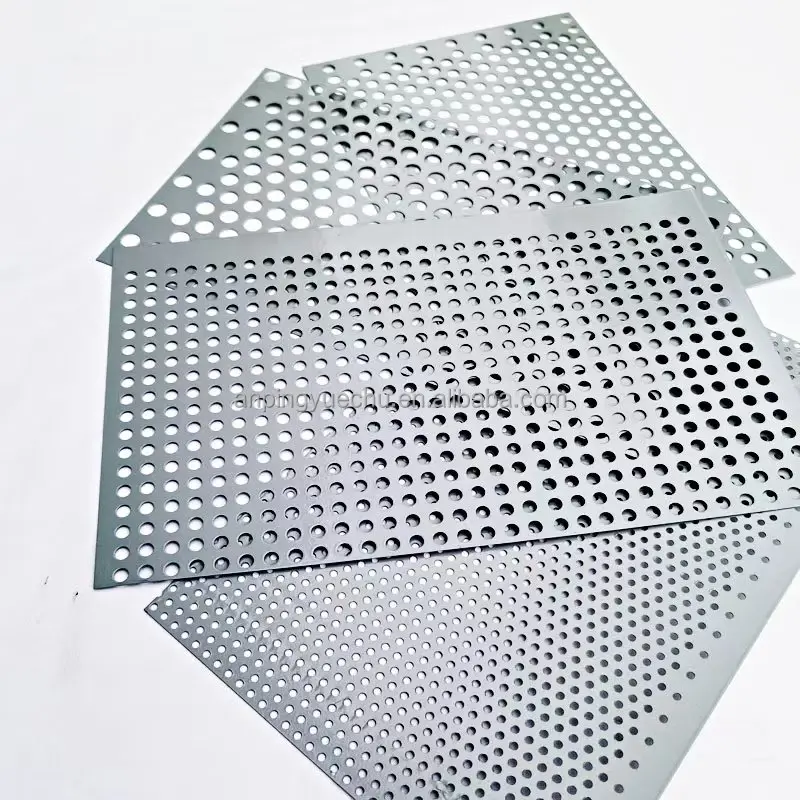 60 Degrees Hole Perforated Metal Staggered Diamond Galvanized Stainless ...