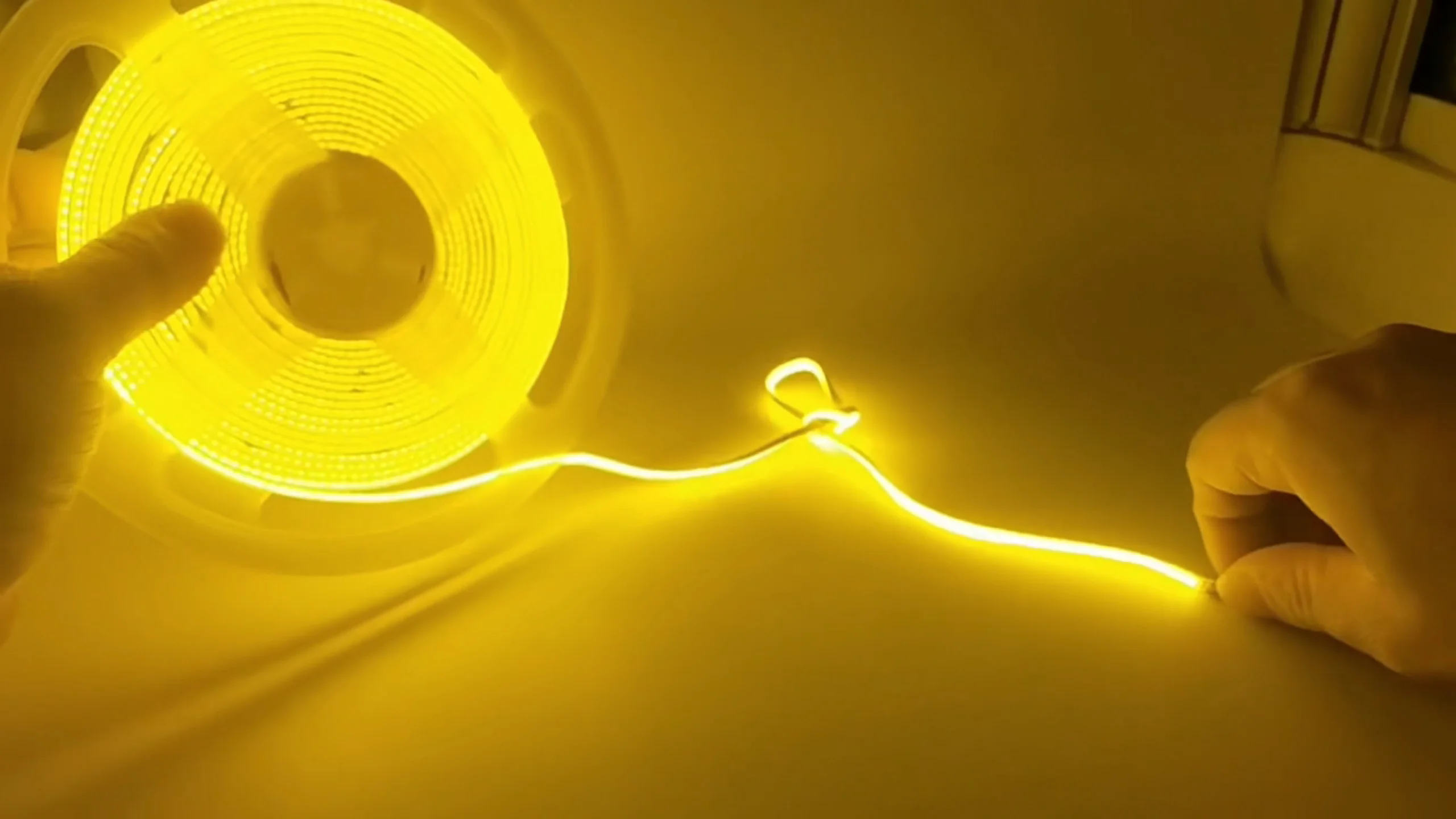 Factory Supply 400 312 320 384 480chips 12v 24v 5mm 8mm Cob Led Strip ...