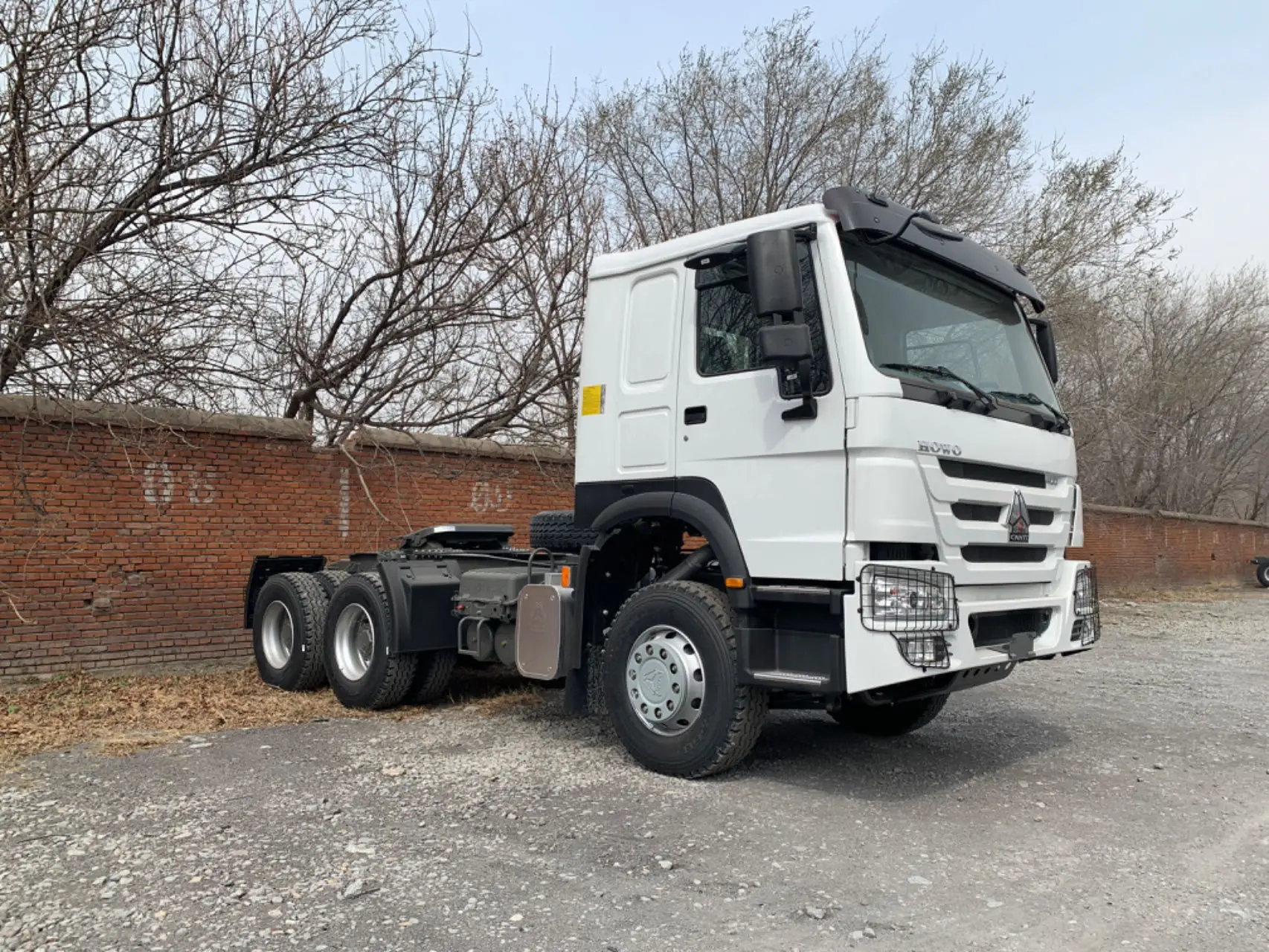 Sinotruk Howo 6x4 Tractor Truck Head Trucks For Sales - Buy Sinotruk ...