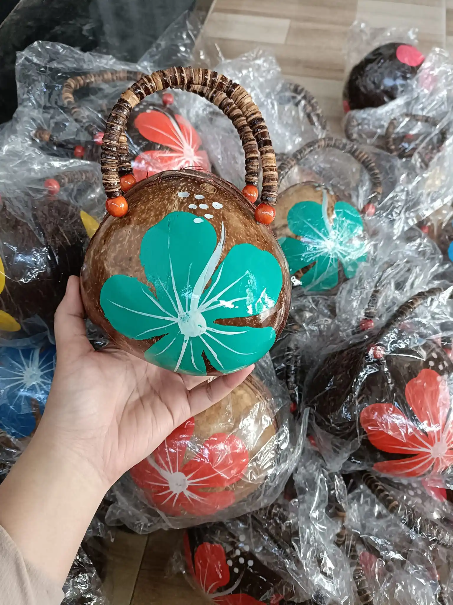 Hot Trend 2024 Coconut Shell Bag High Quality Handicraft Handbag ...