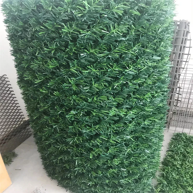 Outdoor Shelter Privacy Protect Green Grass Hedge Roll