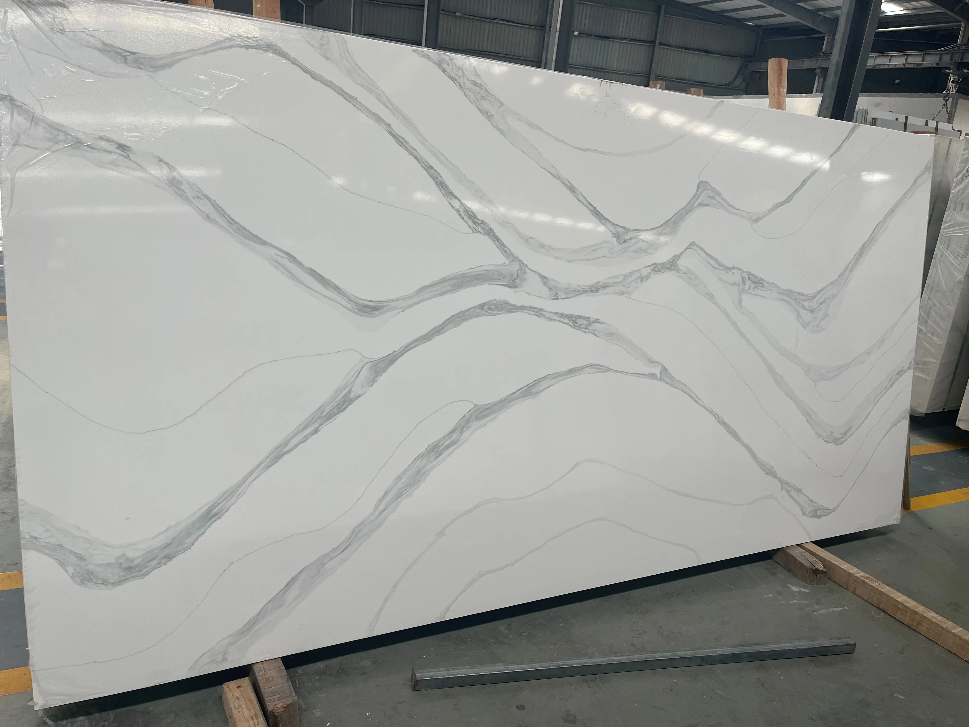 Factory Delivery Calacatta Grey Quartz Slabs Calacatta Quartz Stone ...