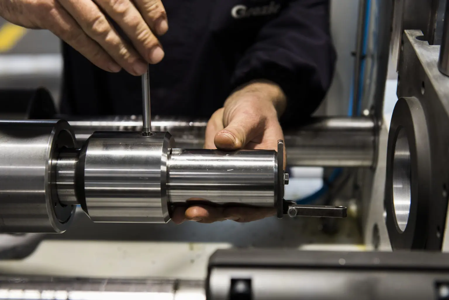 Machinery For Tubes - Customized Roll Equipment Round Steel Metal Pipe ...