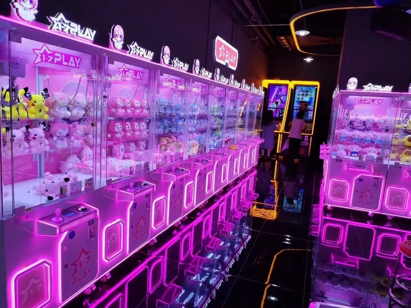 Mini Claw Coin Operated Games Arcade Machine - Toys for Sale