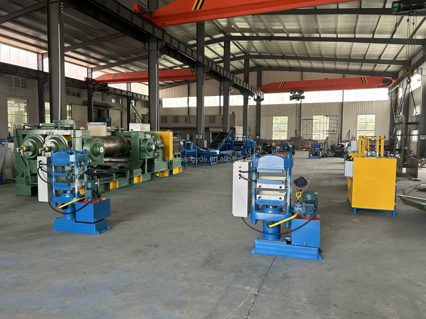 Heavy Duty Rubber Car Ramp Bump Traffic Speed Hump Making Machine ...