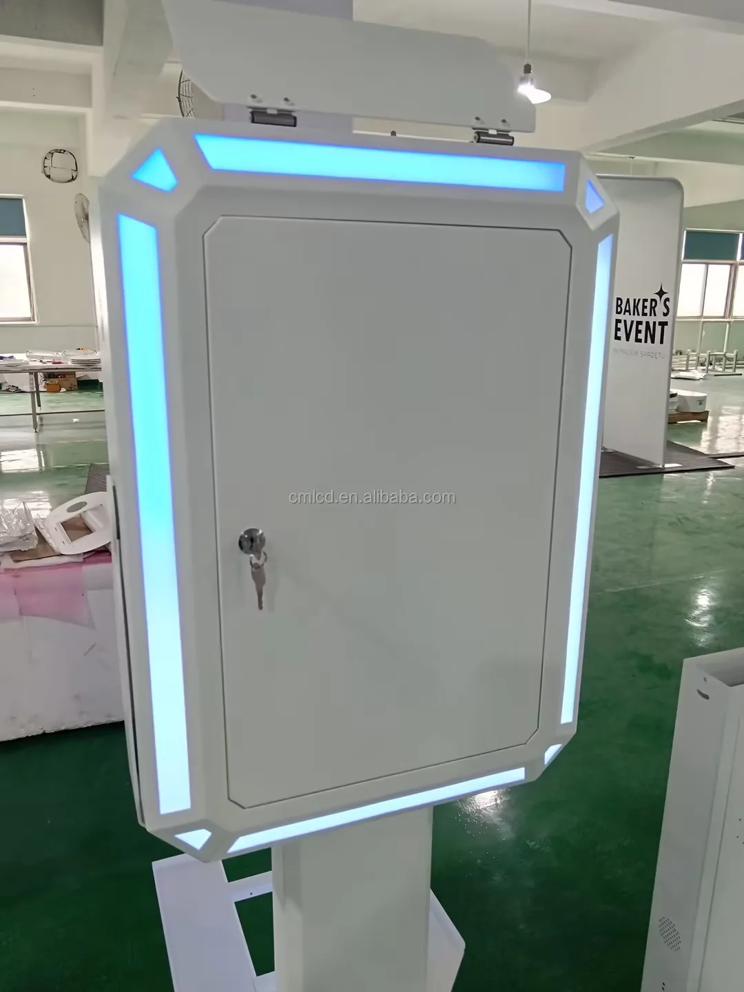 DSLR Photo Booth Kiosk LED RGB Lights iPad Photobooth Selfie Booth With ...