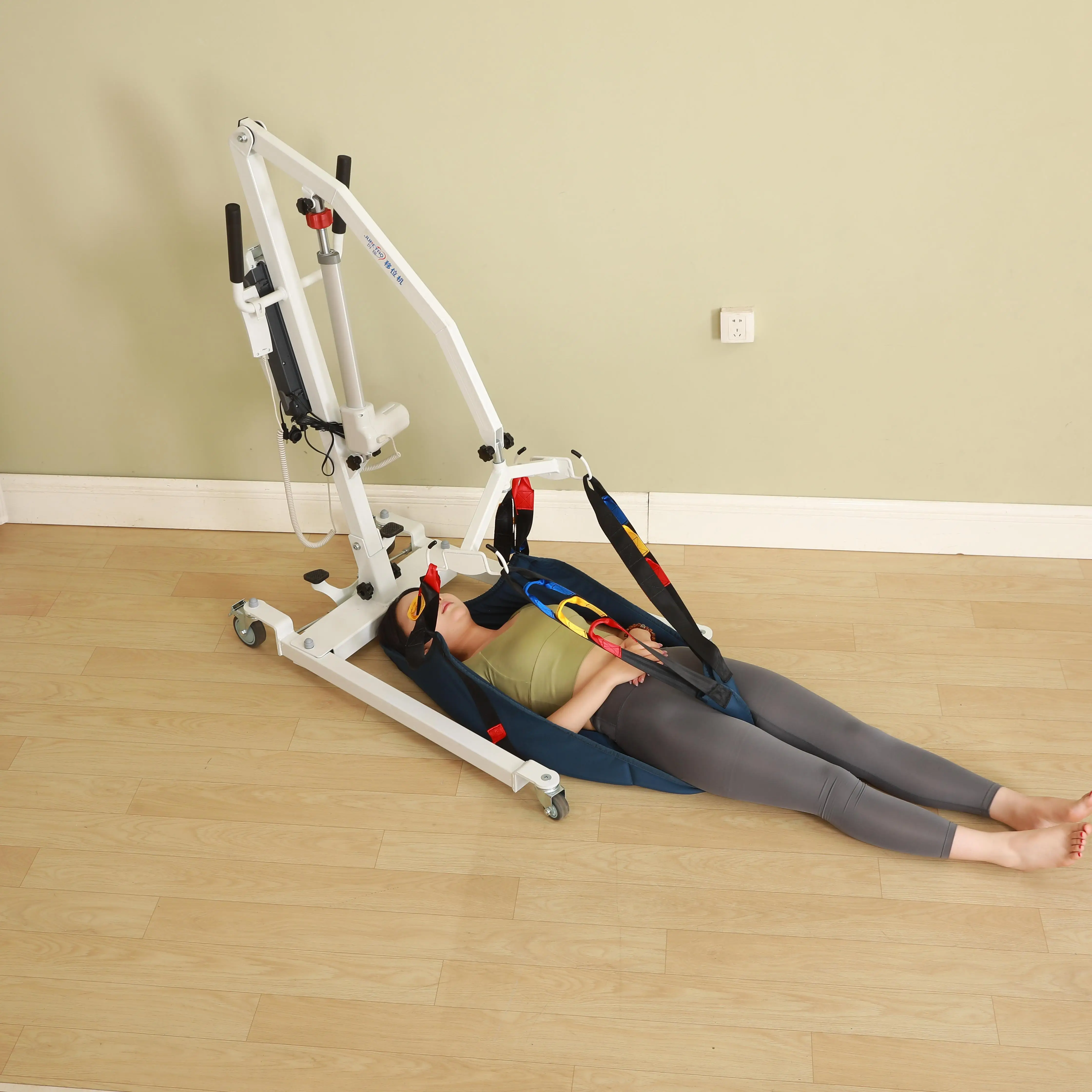 Medical Multifunctional Crane Electric Patient Lifting Device Portable ...