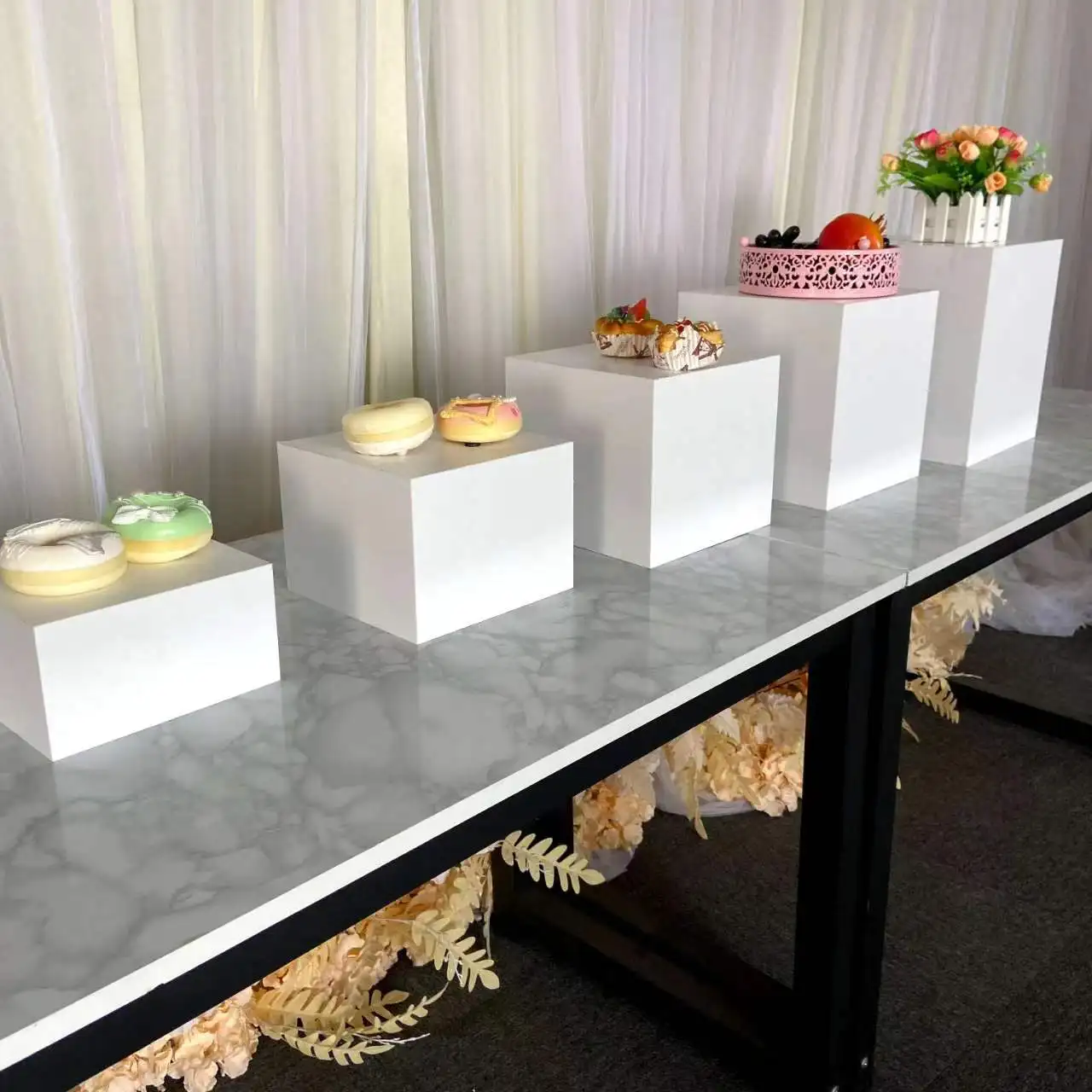 Acrylic Display Rack Buffet Food Display Risers Cube Stand For Wedding ...