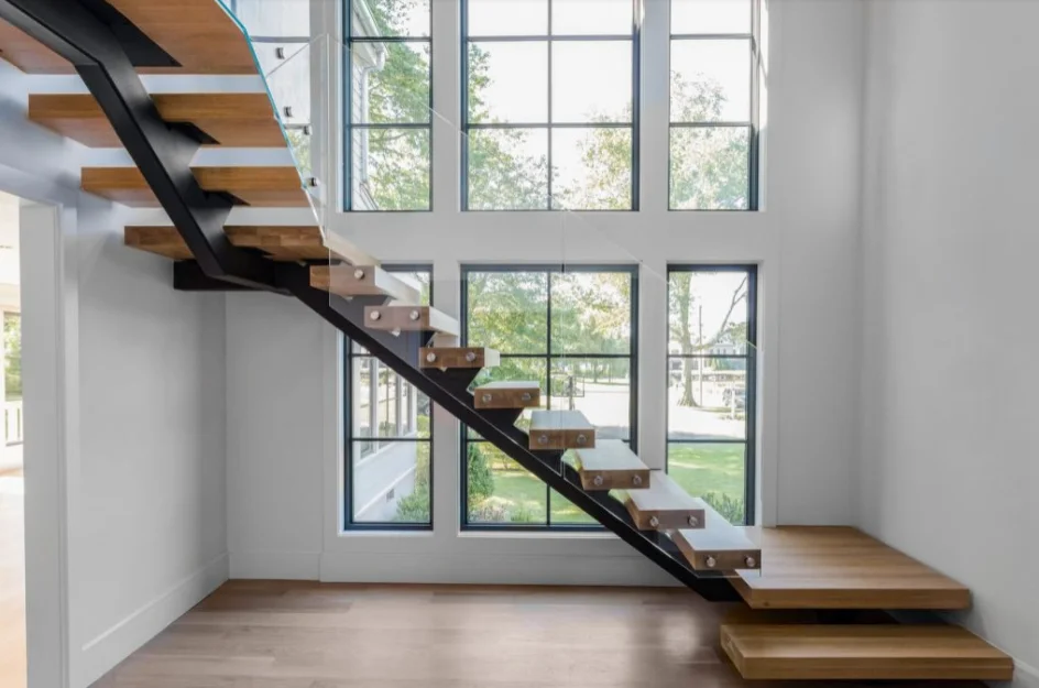 VIKO High Quality Stair Indoors - Modern Design & Durability
