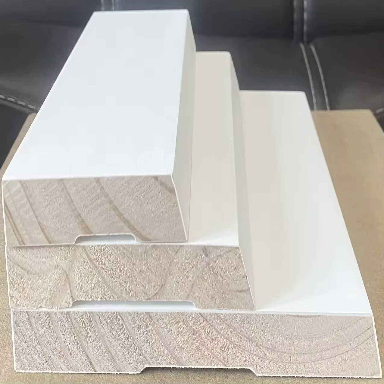 Modern Wavy Wooden Door Frame Skirting Cornice Moulding