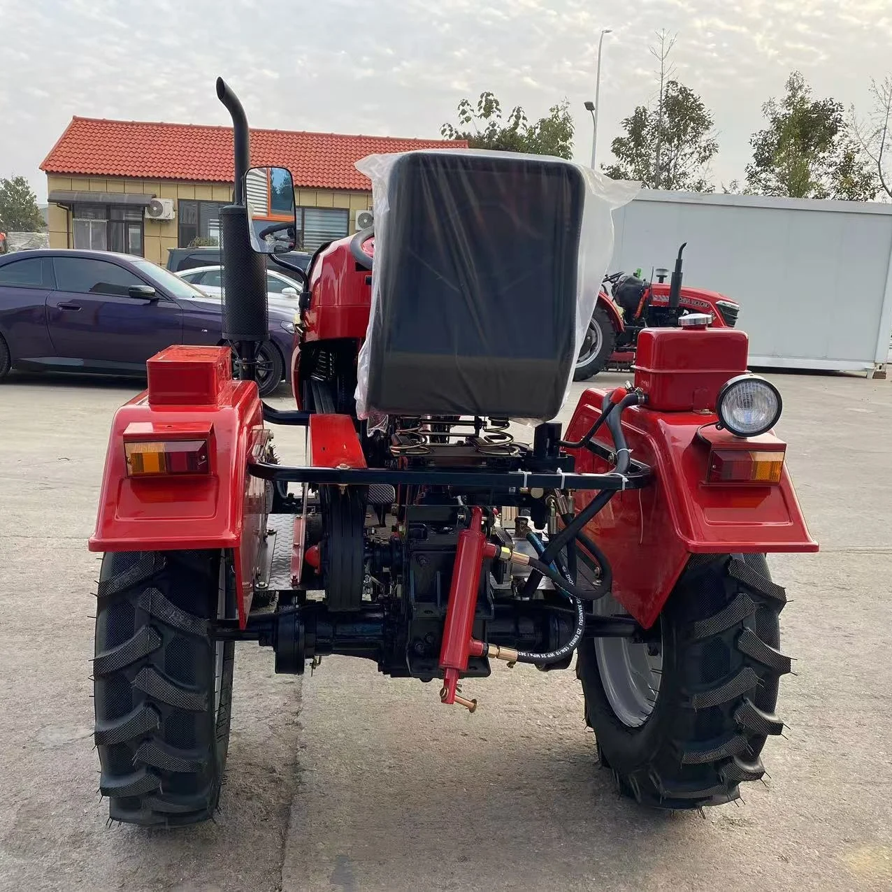 Alibaba.com: Farm Cheap Chinese Micro Tractor 25HP–180HP 4WD Compact ...
