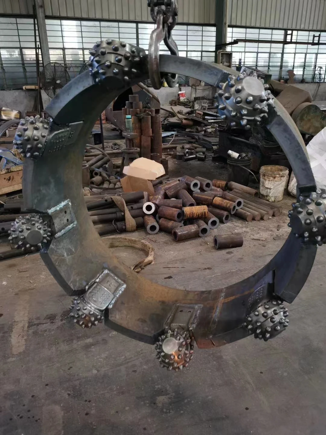 Drilling Rig Drill Bucket For Sand Mud Or Hard Rock For Excavator ...