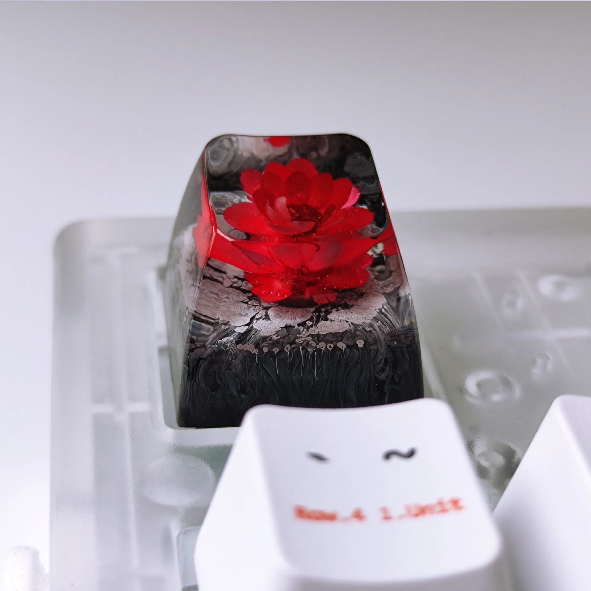 Customizable Keycap Resin SA Profile Daisy Flower Keycap