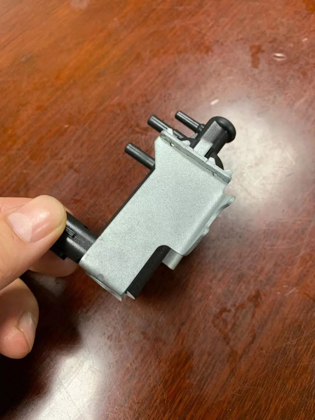 Engine Parts Vacuum Pump Solenoid Valve 8-98116260-0 8981162600 For ...