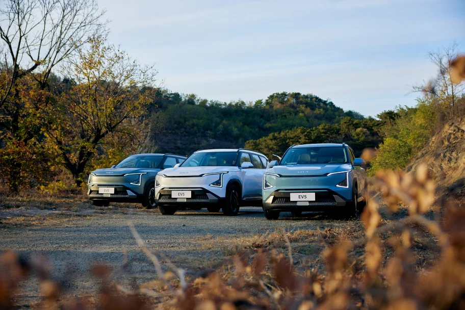 From China Electric Suv Kia Ev5 Light Air Land Version - Buy Light Air ...