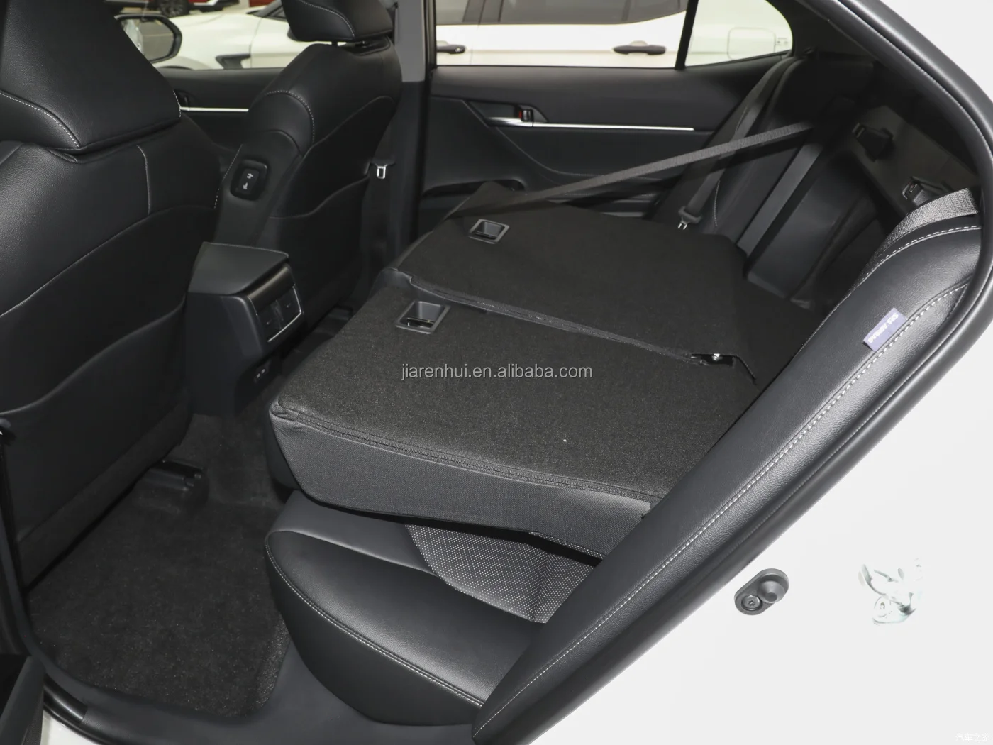 2022 Tooyota Cammry 8at 2.5s锋尚版现货 - Buy 丰田,凯美瑞,便宜 Product on Alibaba.com