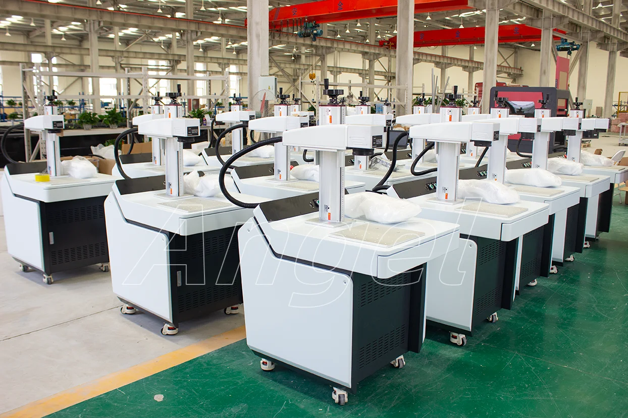 Max Mfsc 1500w 3000w Series Continuous Fiber Laser Source For Welding ...