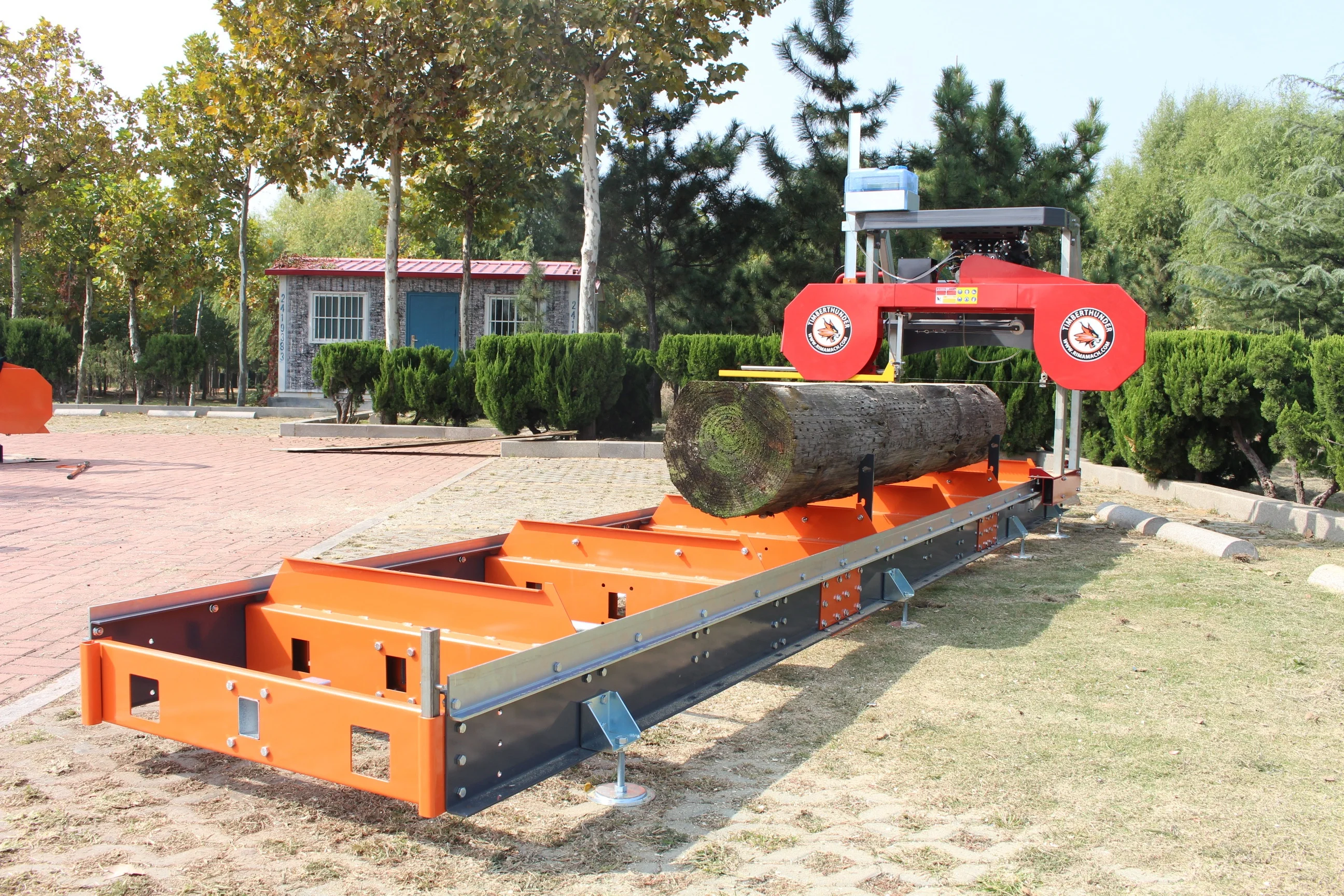 RIMA Forestry Machinery - Portable Sawmill Log Wood Band Saw