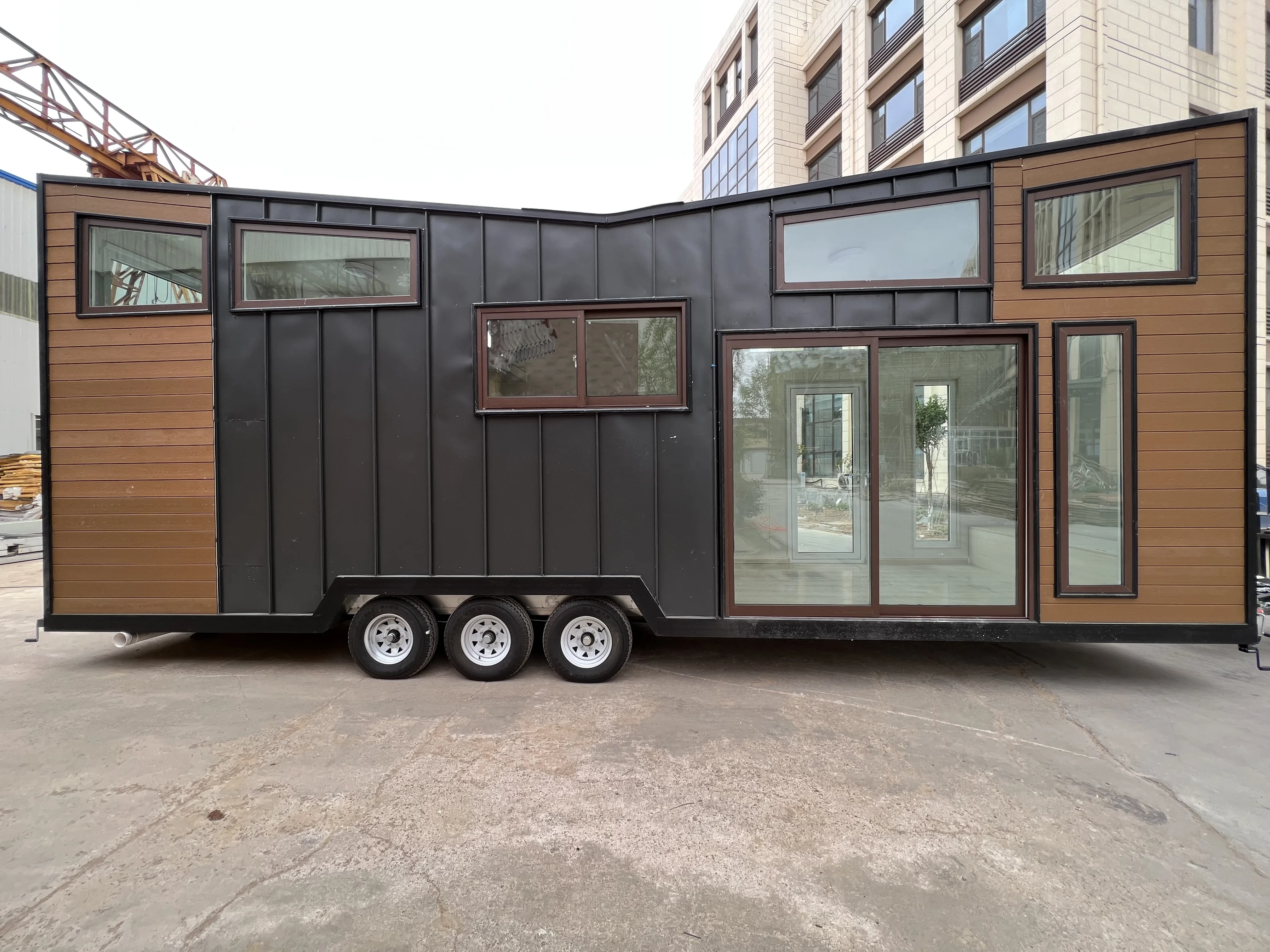 Prefabricated Customized Trailer House On Wheels Traveling Tiny House ...