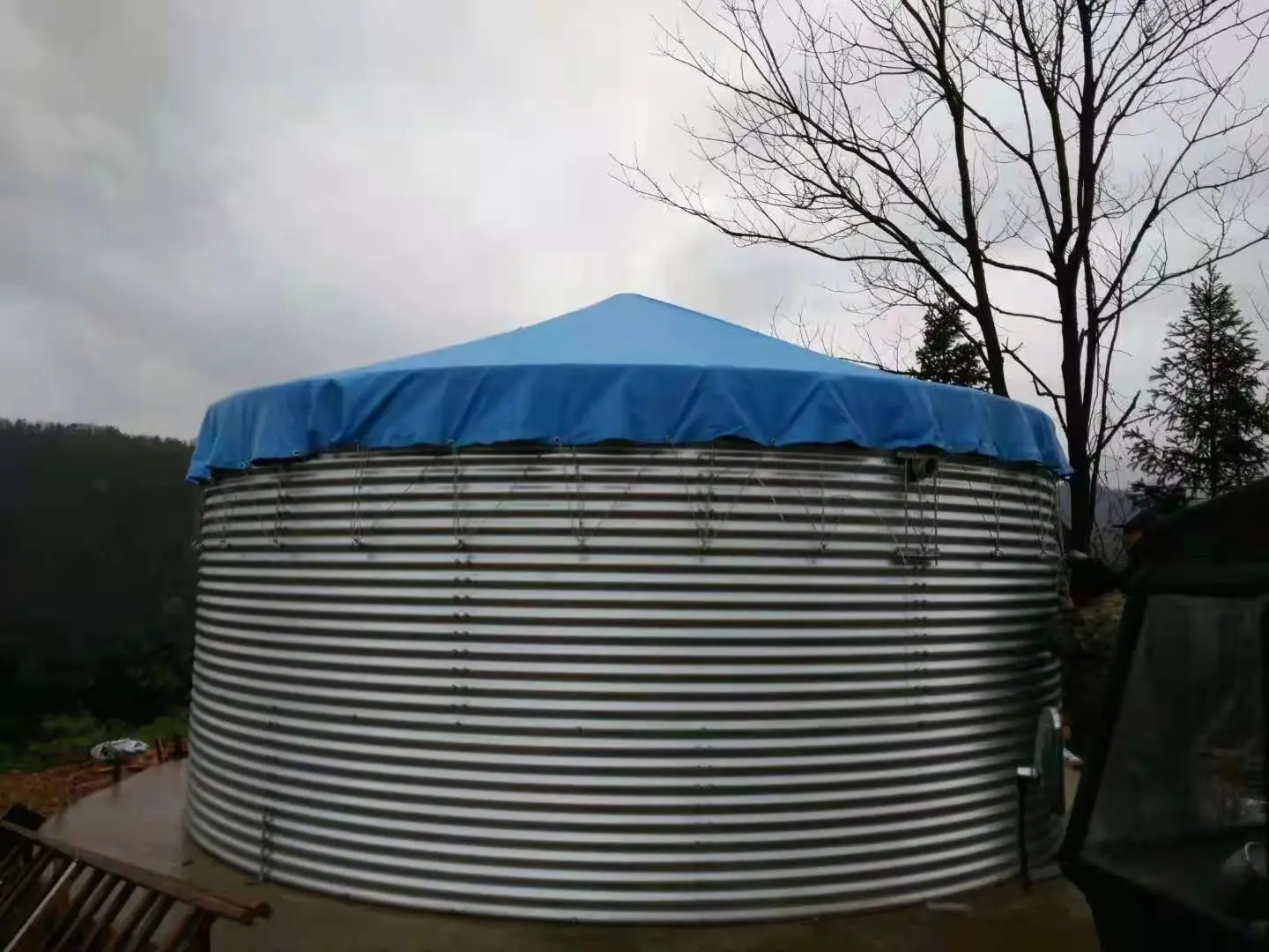 10000 Liter Plastic Water Tank - Durable & Efficient Storage