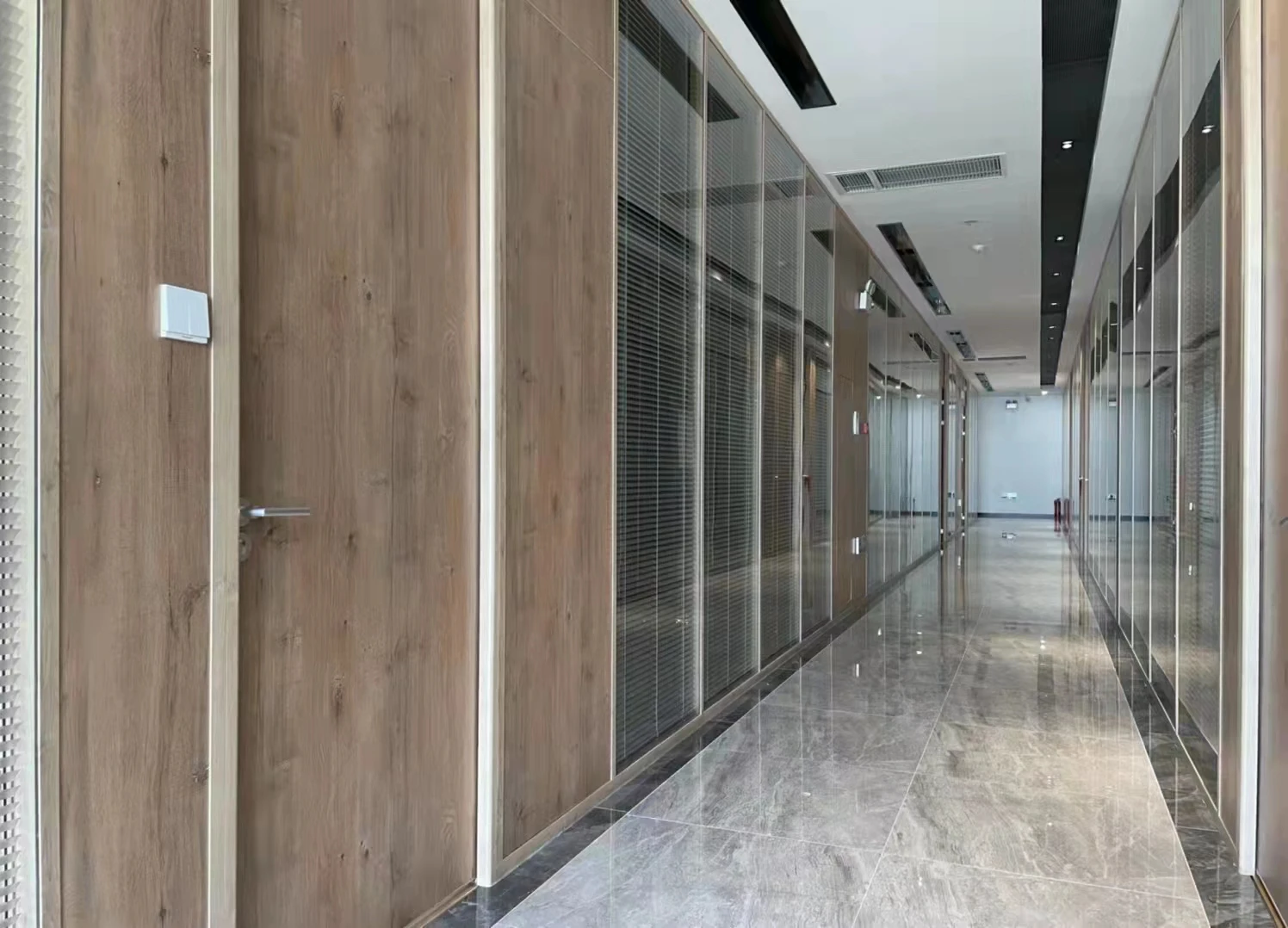 Customized Privacy Partition Aluminum Profile Wall Blind Partition ...