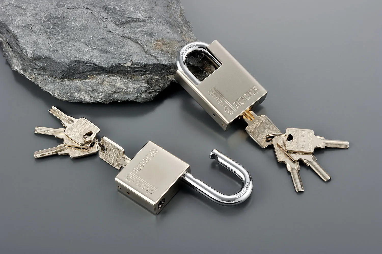 Wholesale Strong Dust Proof Padlock Translucent Blister Packaging For ...