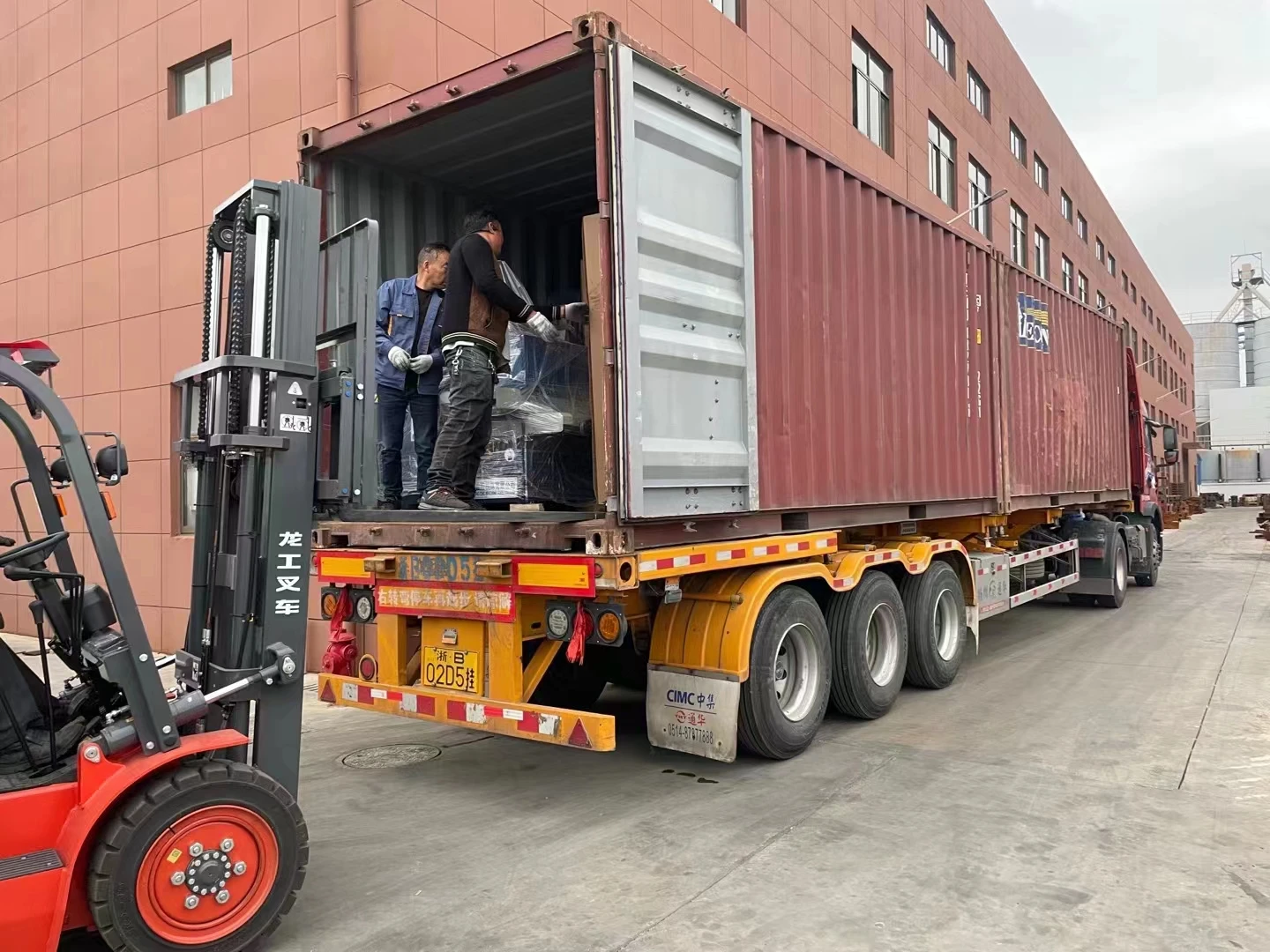 High-speed Cabinet Computer Programming CNC Wire Cutting Machine DK7735 ...