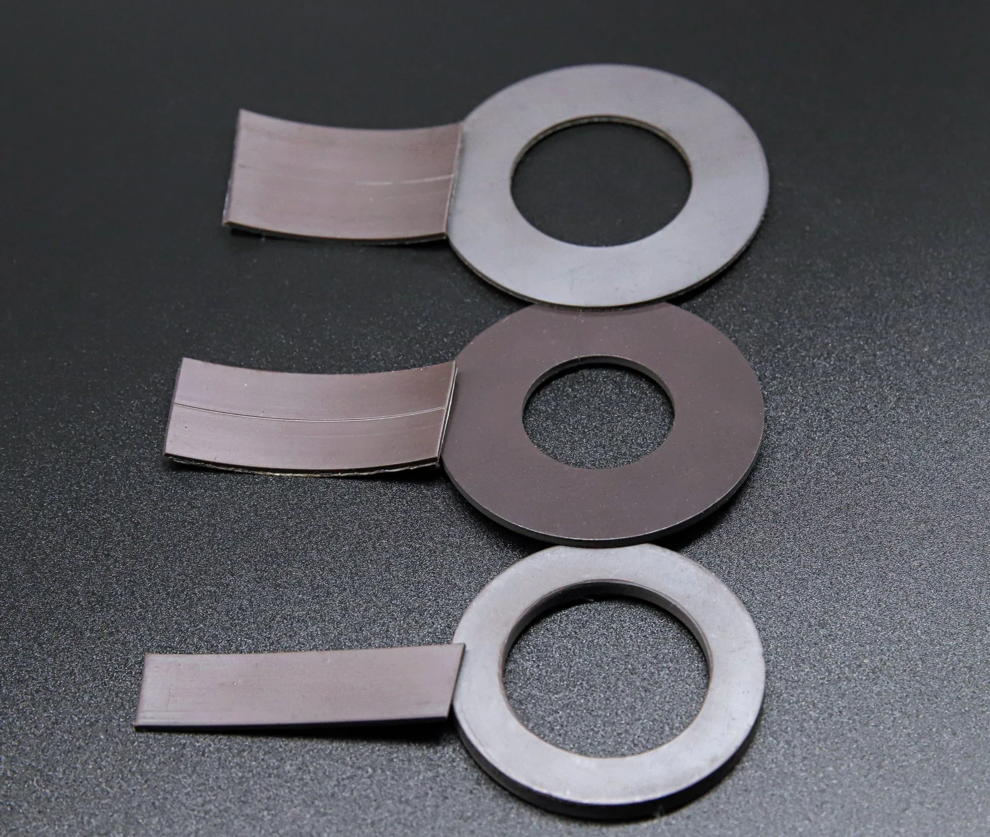 Ring Shaped Flexible Ferrite Rubber Magnet - Buy Magnet,Magnetic Material,Flexible Ferrite ...