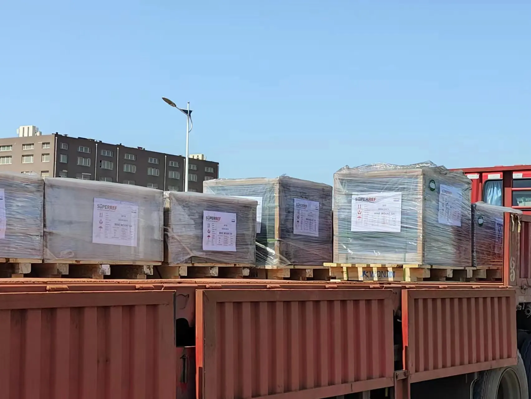 Refractory Low Porosity Brick Factory Magnesia Carbon Brick Refractory ...