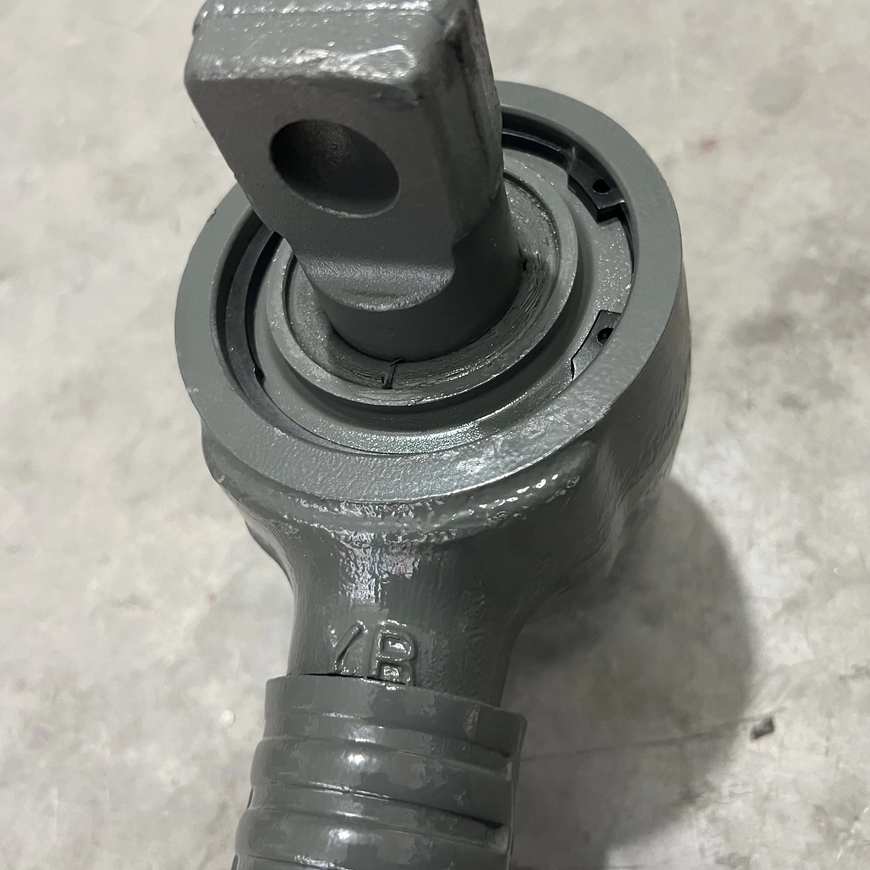 Sinotruk Howo Heavy Truck Parts Az9925520655 Az9631523175 Lower Thrust ...