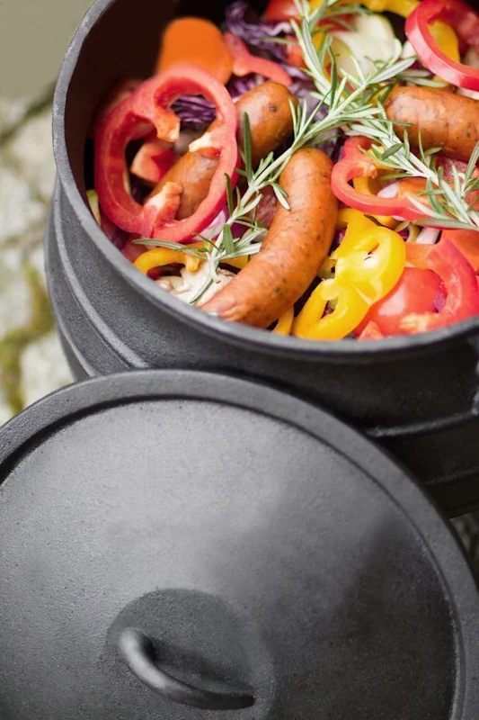 3 Leg Cast Iron Pot - Perfect for Camping and Outdoor Cooking