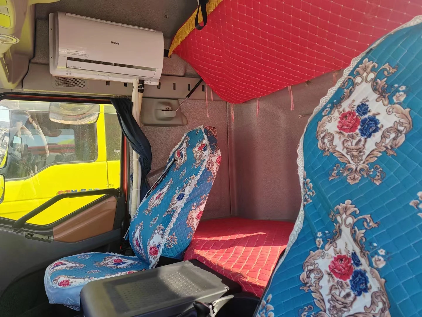 Faw Jiefang J6p Heavy-duty 6x4 Euro V Classic Edition Tractor Truck 560hp High Efficiency And ...