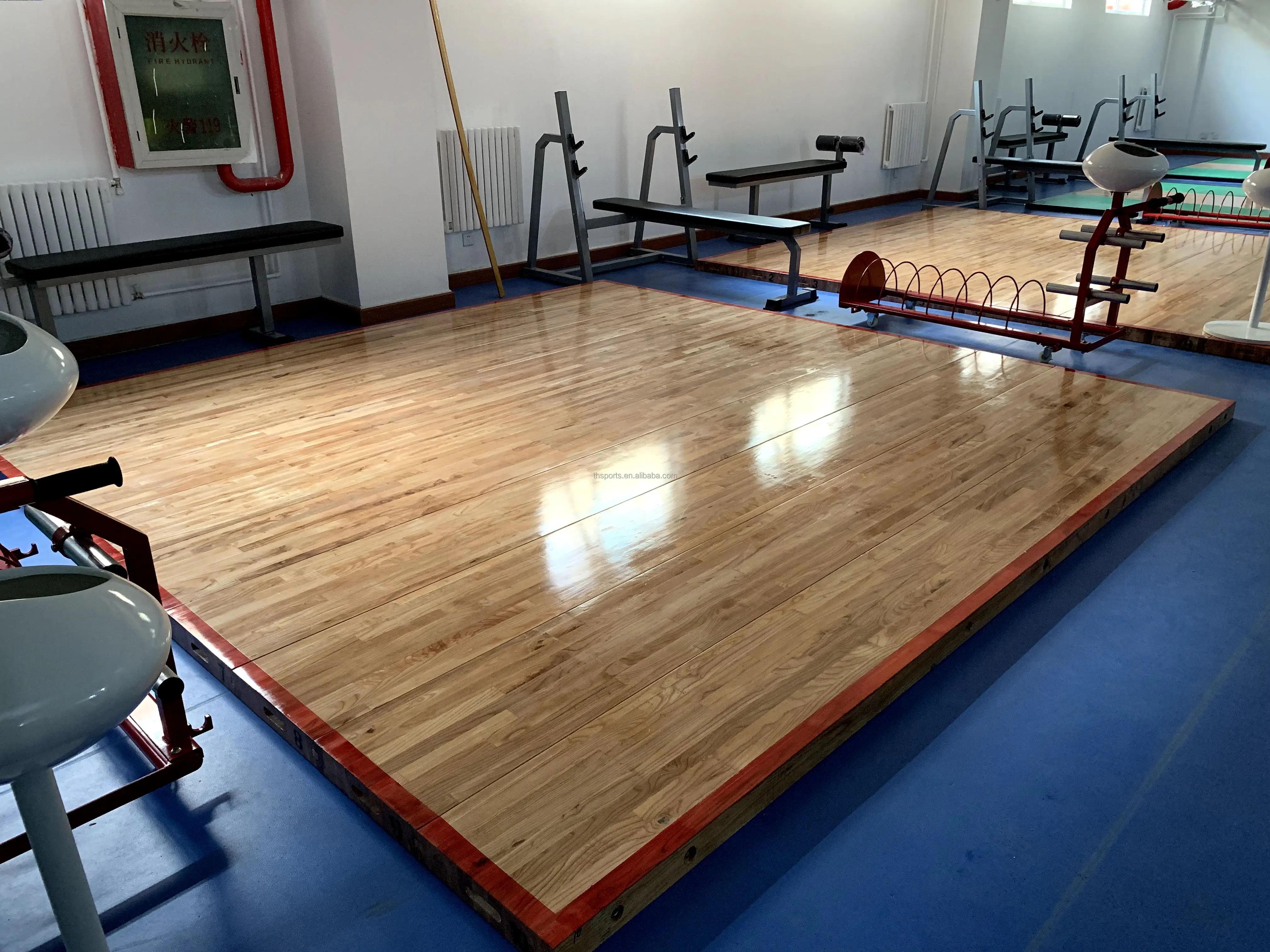 Wooden Weightlifting Platform - Durable & Versatile