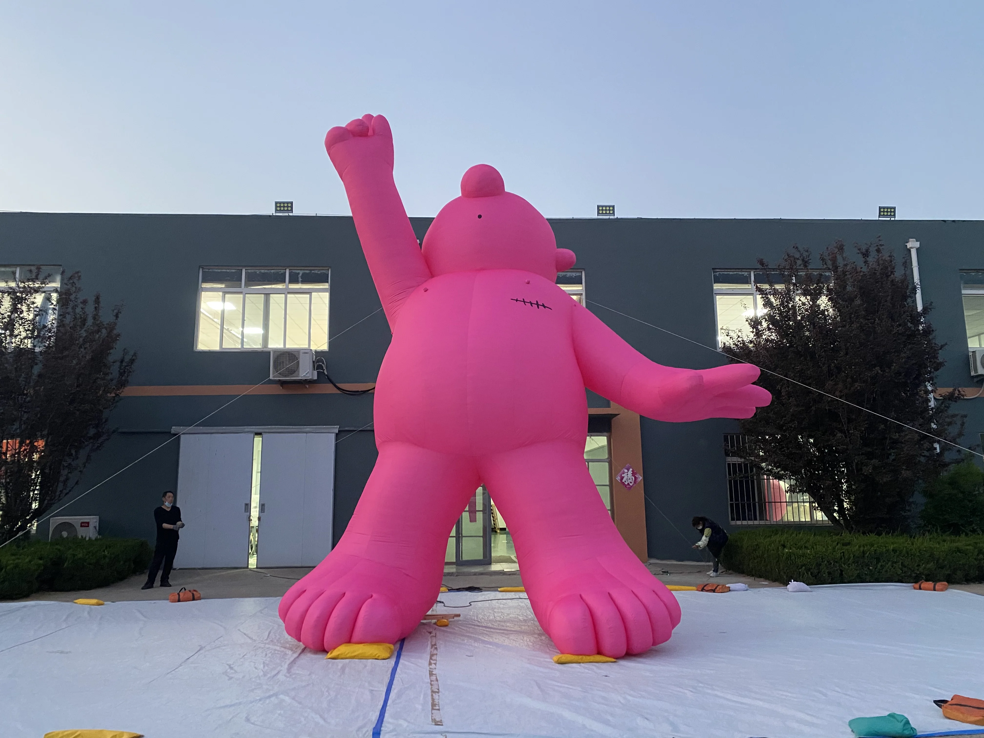 Aero Inflatable Cartoon Character Inflatable Bear For Shopping Mall ...