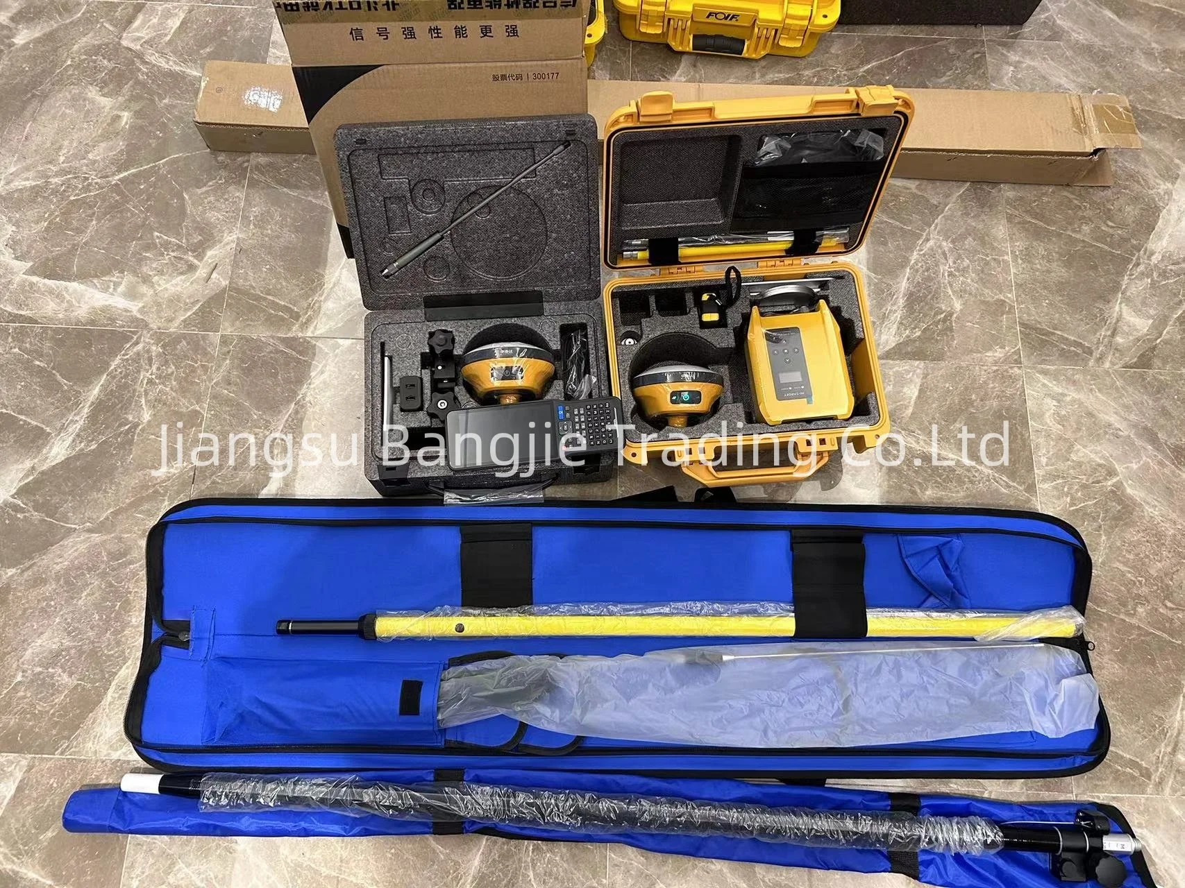 Hi-Target V200 GNSS Receiver with 800 Channels and IMU for Land ...