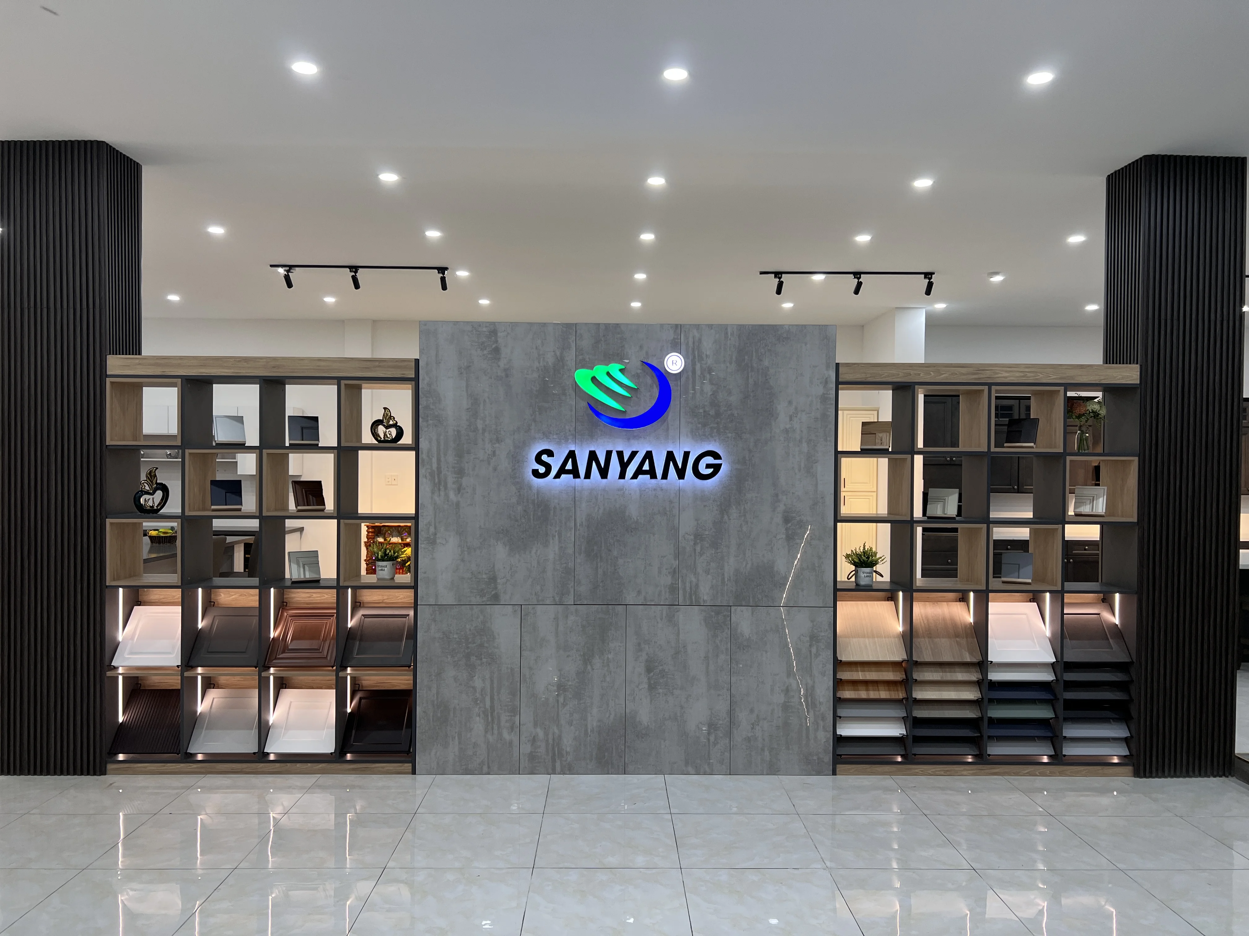 SANYANG Cabinetry - American Style Solid Wood Kitchen Cabinets