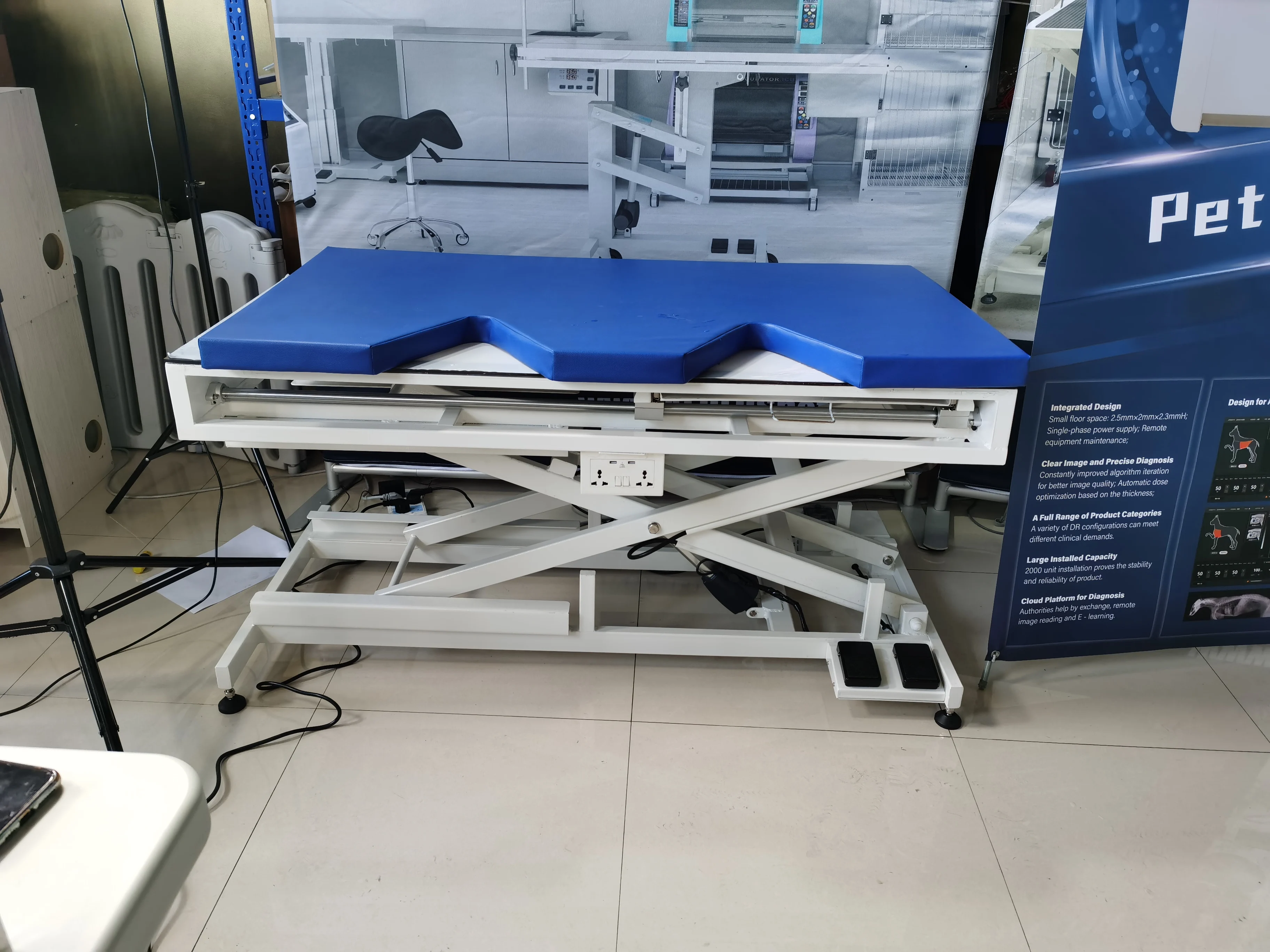 Professional Mobile Lifting Cardiac Ultrasound Table Mobile Lifting ...