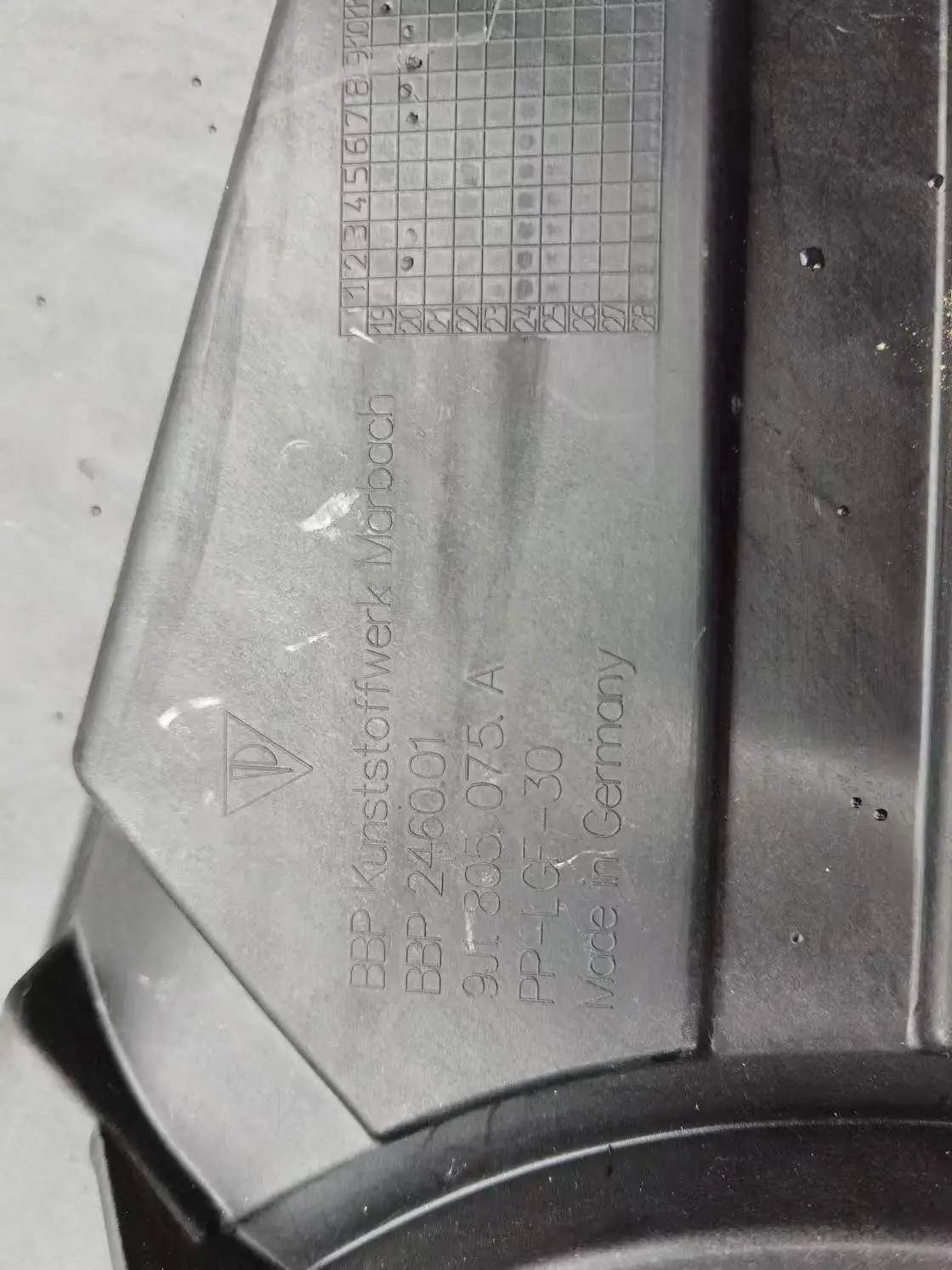OEM 9J1805075A for Porsche Taycan Original Used Front Spare Box Front ...