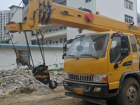 Hot Lifting Machinery 60 Ton Truck Crane TC600C5 with CE EPA| Alibaba.com