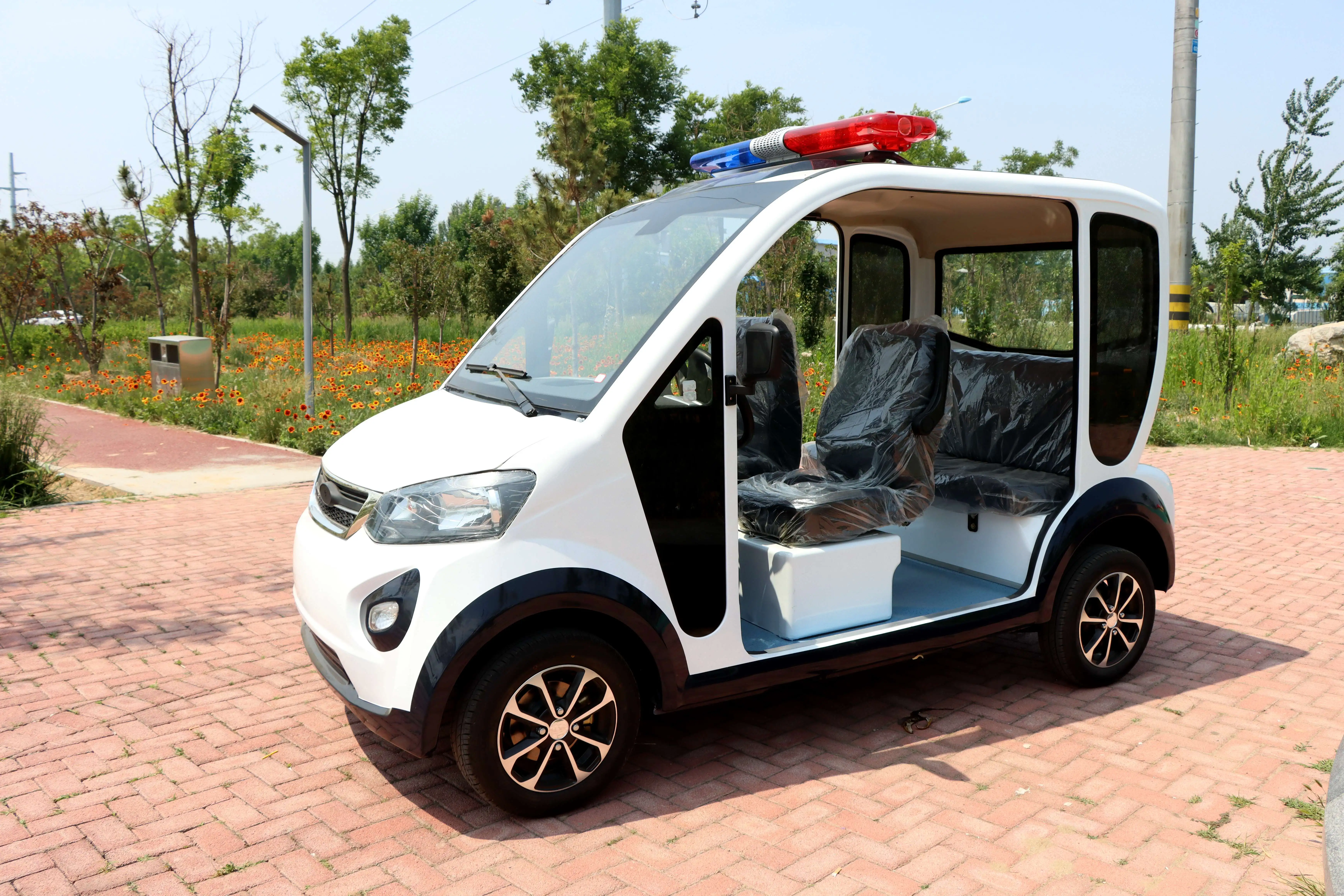 4-5 Security Electric Sightseeing Bus & Car Closed And Open Electric ...