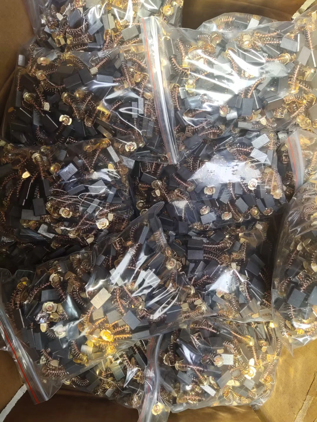 Dewalts Carbon Brush Dwe4246 Carbon Brush For Dewalts Winkelsch Dwe4257 ...