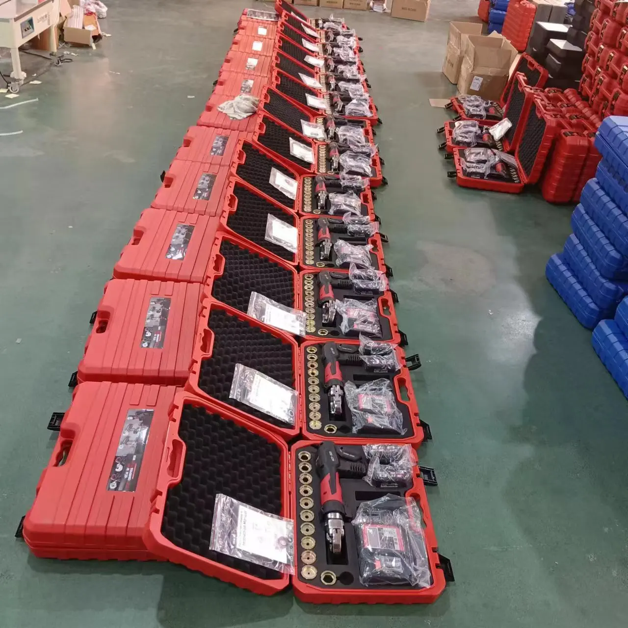 HEWLEE HZT-300 Electric Hydraulic Pliers - 50KN Crimping Power