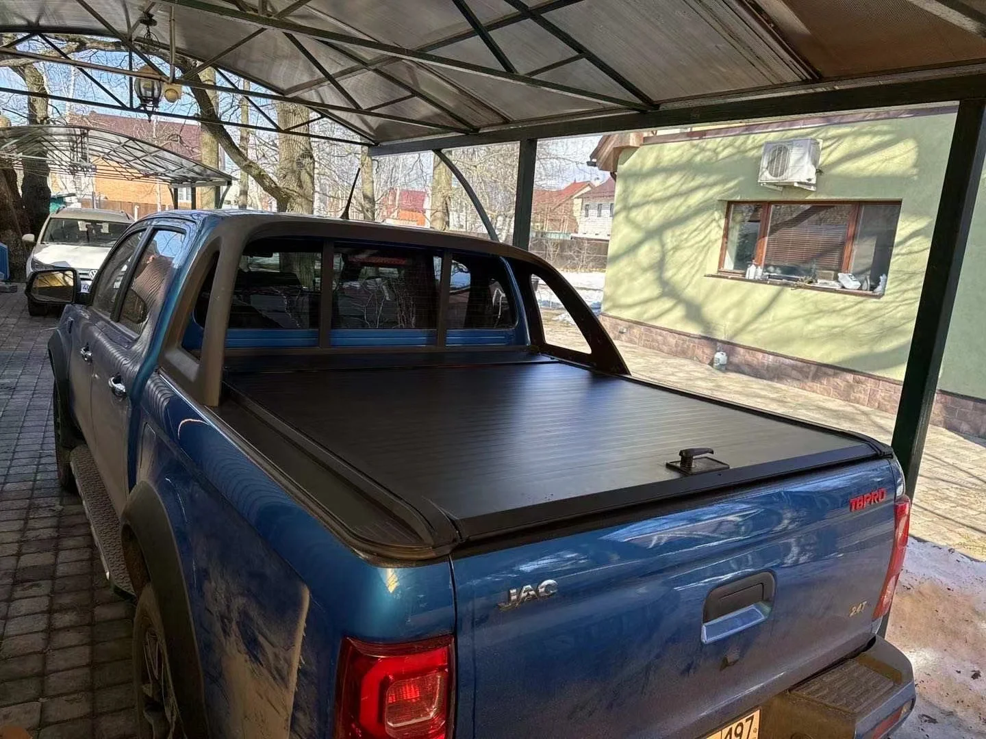 JAC T8 Hot Sale - Durable Manual Tonneau Cover Roller Lids