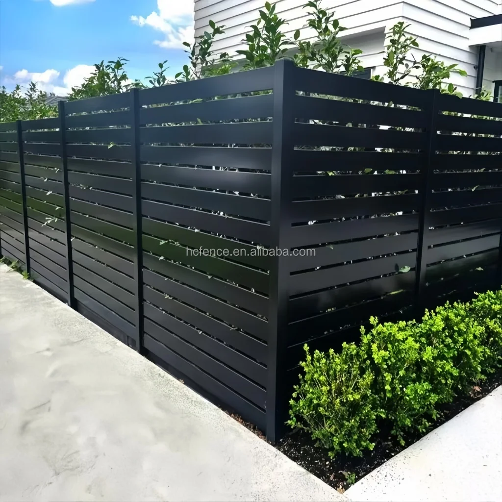 Huicheng Easy-to-Assemble Horizontal Slat Fence Panels Durable ...