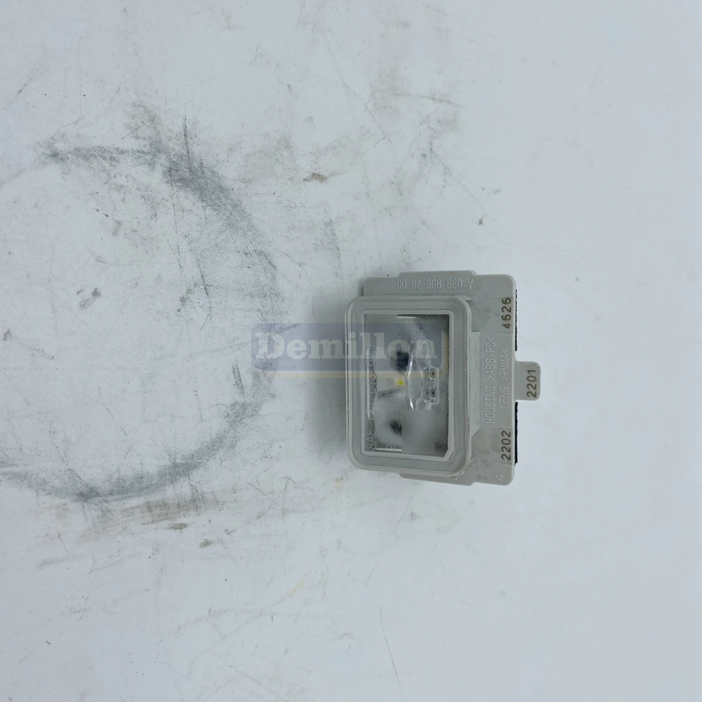 0999067000 Demillon Auto Parts License Plate Lamp For Mercedes-benz ...