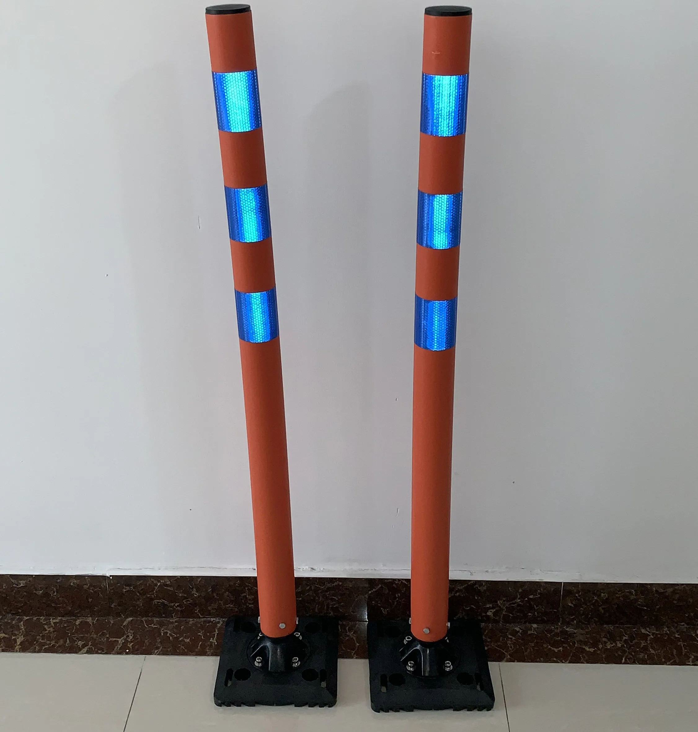 2025 Flexible Spring Delineator Post with Rubber Base