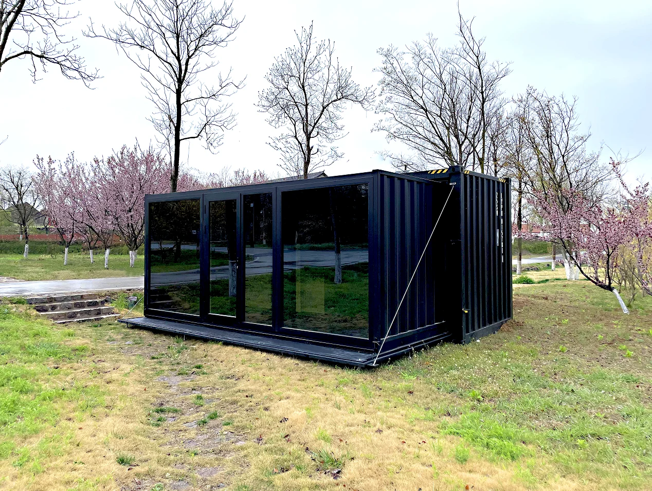 20FT Prefab Tiny Expandable Shipping Container House Luxury Push-Out ...