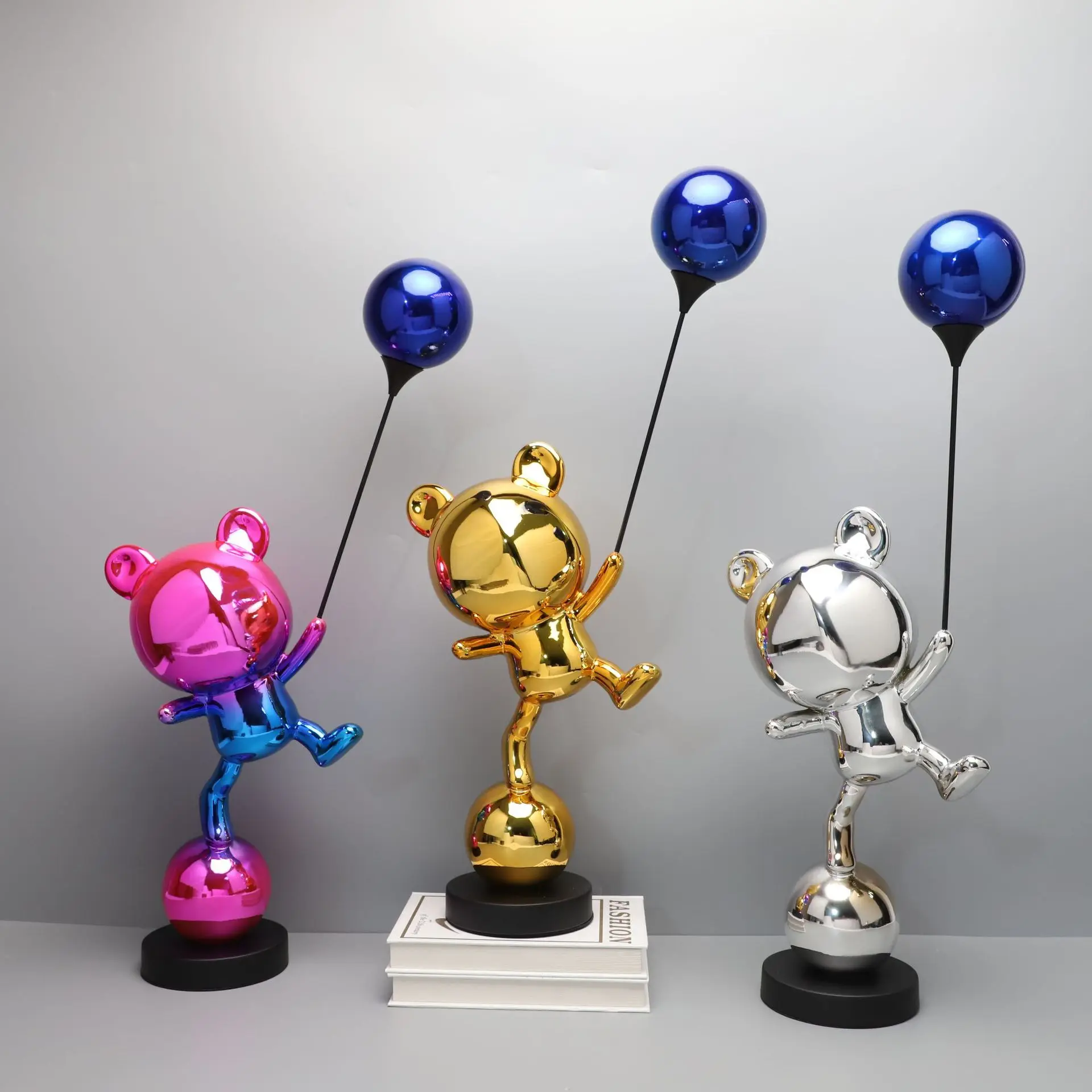 Modern Resin Balloon Bear Decoration Cartoon Sculpture Living Room ...